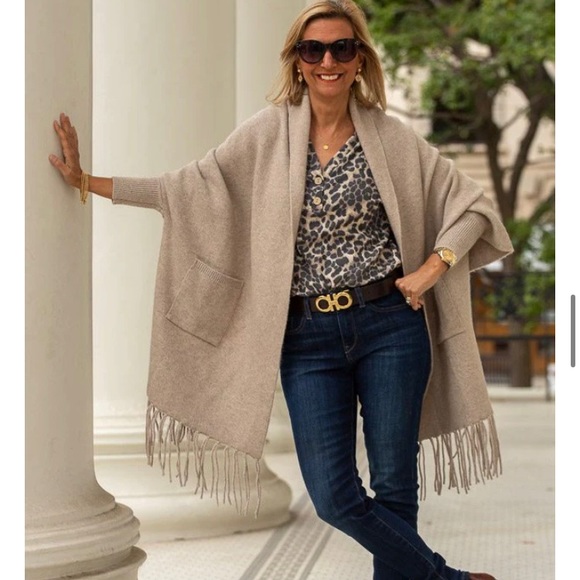 Jacket Society | Tops | Nwt Cream Lightweight Shrug Cardigan With ...